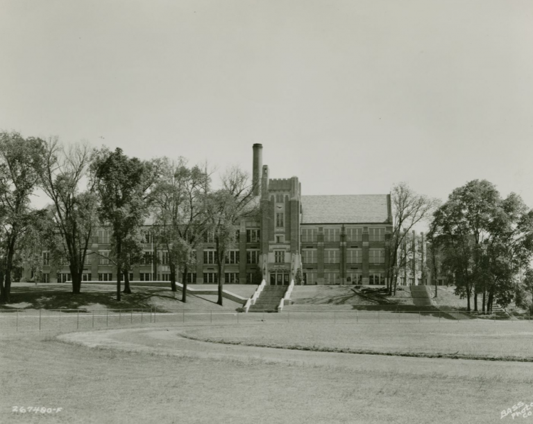 Thomas Carr Howe High School - Encyclopedia of Indianapolis